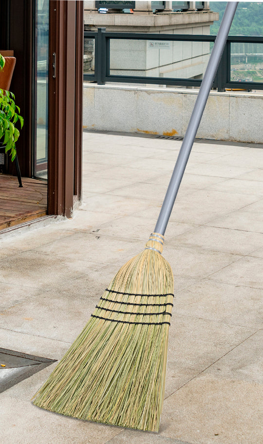 Traditional Corn Broom – Reynera